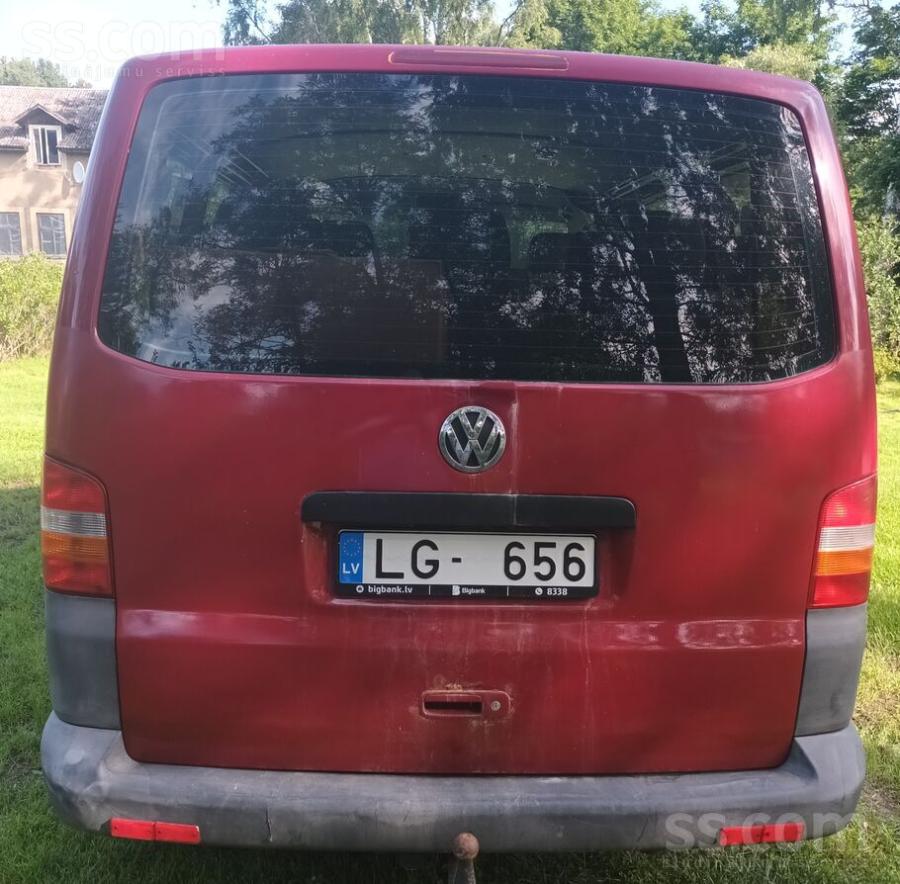 Sarkans Volkswagen Caravelle 2007 Cēsis, ar dzinēja tilpumu 1.90 L un nobraukumu 412 tūkst. km par 3000 €, foto 5 vietnē AUTOMOTO.COM.LV