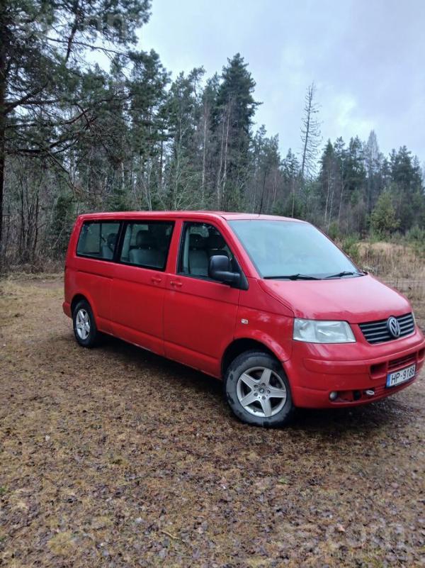 Sarkans Volkswagen Caravelle 2008 Valka, ar dzinēja tilpumu 2.50 L un nobraukumu 472 tūkst. km par 7500 €, foto 1 vietnē AUTOMOTO.COM.LV