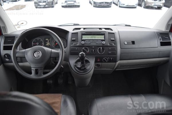 Red Volkswagen Caravelle 2010 in Riga, with an engine capacity of 2.00 L and mileage of 230 thousand km for 7400 €, photo 9 on AUTOMOTO.COM.LV