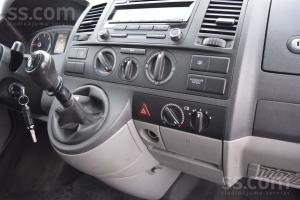 Red Volkswagen Caravelle 2010 in Riga, with an engine capacity of 2.00 L and mileage of 230 thousand km for 7400 €, photo 11 on AUTOMOTO.COM.LV