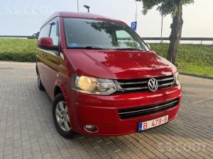 Sarkans Volkswagen Caravelle 2011 Daugavpils, ar dzinēja tilpumu 2.00 L un nobraukumu 289 tūkst. km par 9850 €, foto 3 vietnē AUTOMOTO.COM.LV