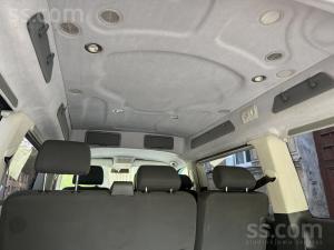 Sarkans Volkswagen Caravelle 2011 Daugavpils, ar dzinēja tilpumu 2.00 L un nobraukumu 289 tūkst. km par 9850 €, foto 25 vietnē AUTOMOTO.COM.LV