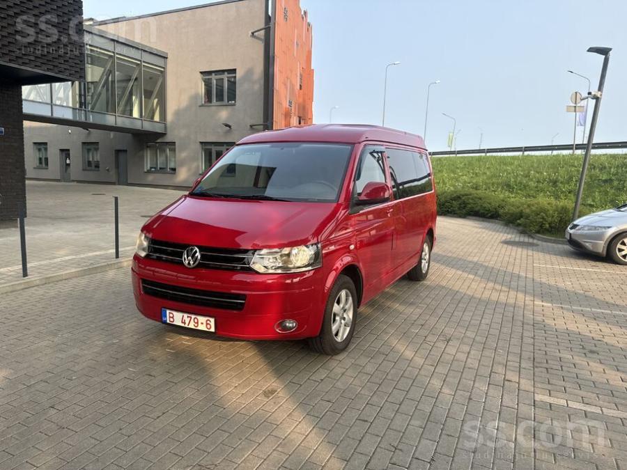 Sarkans Volkswagen Caravelle 2011 Daugavpils, ar dzinēja tilpumu 2.00 L un nobraukumu 289 tūkst. km par 9850 €, foto 35 vietnē AUTOMOTO.COM.LV