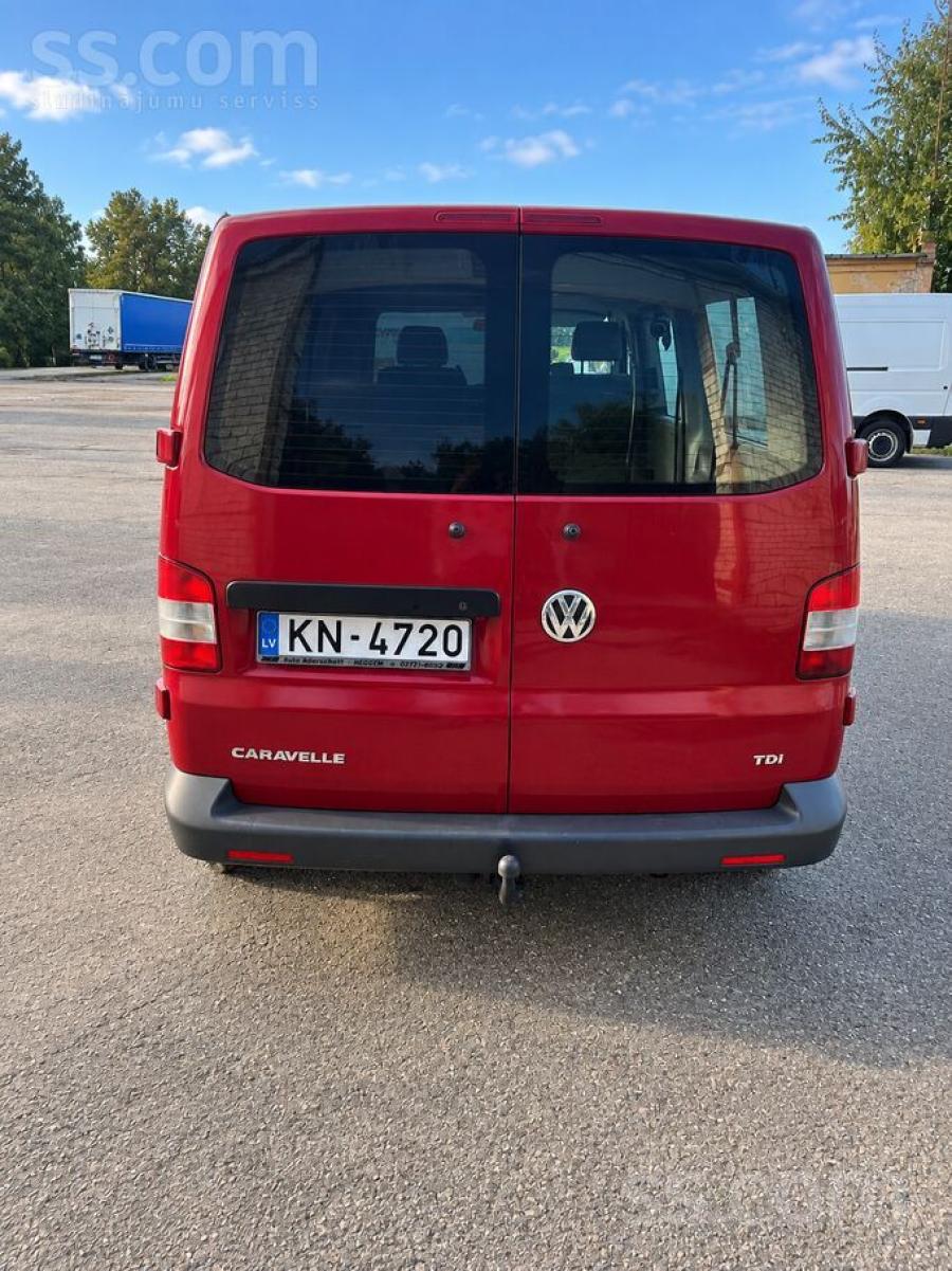 Sarkans Volkswagen Caravelle 2012 Rīga, ar dzinēja tilpumu 1.90 L un nobraukumu 0 tūkst. km par 8500 €, foto 4 vietnē AUTOMOTO.COM.LV