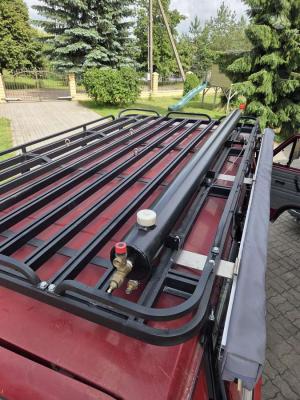 Sarkans Volkswagen Caravelle 1988 Klaipėda, ar dzinēja tilpumu 1.90 L un nobraukumu 293 tūkst. km par 19500 €, foto 15 vietnē AUTOMOTO.COM.LV