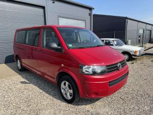 Red Volkswagen Caravelle 2014 in Kaunas, with an engine capacity of 1.97 L and mileage of 250 thousand km for 8400 €, photo 9 on AUTOMOTO.COM.LV