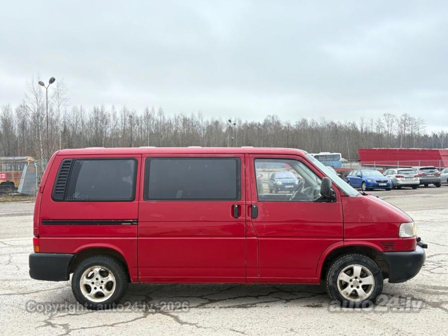 Sarkans Volkswagen Caravelle 1998 Rapla, ar dzinēja tilpumu 2.50 L un nobraukumu 0 tūkst. km par 1800 €, foto 5 vietnē AUTOMOTO.COM.LV