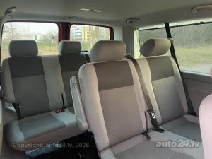 Sarkans Volkswagen Caravelle 2015 Tallina, ar dzinēja tilpumu 2.00 L un nobraukumu 262 tūkst. km par 13990 €, foto 12 vietnē AUTOMOTO.COM.LV