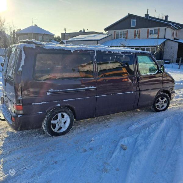 Violets Volkswagen Caravelle 1993 Alīta, ar dzinēja tilpumu 2.50 L un nobraukumu 430 tūkst. km par 2250 €, foto 6 vietnē AUTOMOTO.COM.LV