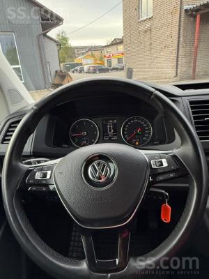 Violets Volkswagen Caravelle 2017 Jelgava, ar dzinēja tilpumu 2.00 L un nobraukumu 56 tūkst. km par 25900 €, foto 8 vietnē AUTOMOTO.COM.LV