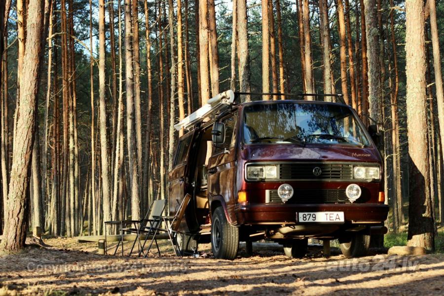 Violets Volkswagen Caravelle 1988 Tallina, ar dzinēja tilpumu 1.90 L un nobraukumu 270 tūkst. km par 7900 €, foto 1 vietnē AUTOMOTO.COM.LV