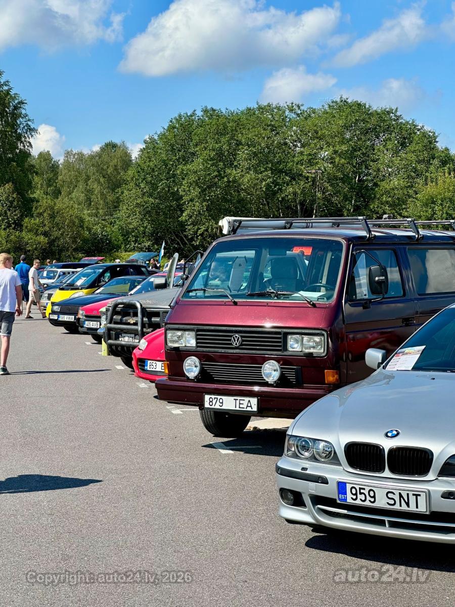Violets Volkswagen Caravelle 1988 Tallina, ar dzinēja tilpumu 1.90 L un nobraukumu 270 tūkst. km par 7900 €, foto 5 vietnē AUTOMOTO.COM.LV