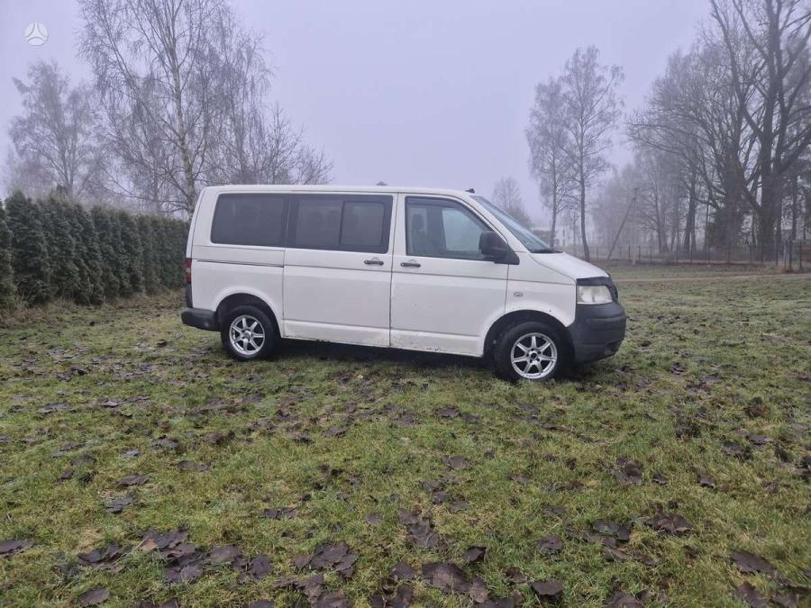 Balts Volkswagen Caravelle 2007 Viļņa, ar dzinēja tilpumu 1.90 L un nobraukumu 321 tūkst. km par 3350 €, foto 7 vietnē AUTOMOTO.COM.LV