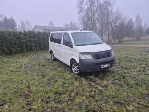 Balts Volkswagen Caravelle 2007 Viļņa, ar dzinēja tilpumu 1.90 L un nobraukumu 321 tūkst. km par 3350 €, foto 8 vietnē AUTOMOTO.COM.LV