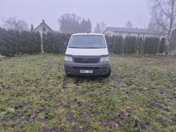 Balts Volkswagen Caravelle 2007 Viļņa, ar dzinēja tilpumu 1.90 L un nobraukumu 321 tūkst. km par 3350 €, foto 9 vietnē AUTOMOTO.COM.LV