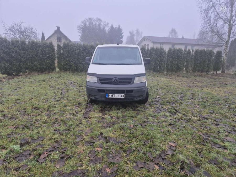 Balts Volkswagen Caravelle 2007 Viļņa, ar dzinēja tilpumu 1.90 L un nobraukumu 321 tūkst. km par 3350 €, foto 9 vietnē AUTOMOTO.COM.LV