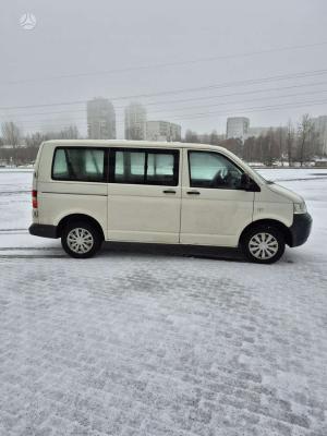 Balts Volkswagen Caravelle 2008 Viļņa, ar dzinēja tilpumu 2.46 L un nobraukumu 275 tūkst. km par 6300 €, foto 3 vietnē AUTOMOTO.COM.LV