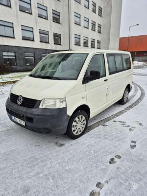 Balts Volkswagen Caravelle 2008 Viļņa, ar dzinēja tilpumu 2.46 L un nobraukumu 275 tūkst. km par 6300 €, foto 6 vietnē AUTOMOTO.COM.LV