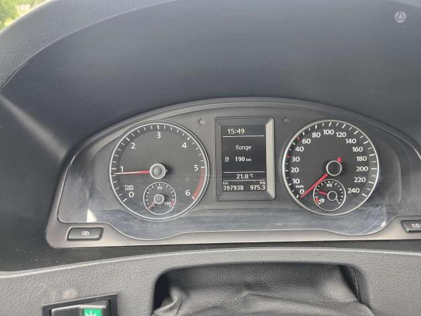 Balts Volkswagen Caravelle 2010 Kauņa, ar dzinēja tilpumu 1.97 L un nobraukumu 397 tūkst. km par 10000 €, foto 8 vietnē AUTOMOTO.COM.LV