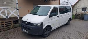 Balts Volkswagen Caravelle 2013 Viļņa, ar dzinēja tilpumu 1.97 L un nobraukumu 260 tūkst. km par 11200 €, foto 3 vietnē AUTOMOTO.COM.LV