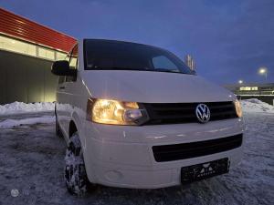 White Volkswagen Caravelle 2014 in Siauliai, with an engine capacity of 2.00 L and mileage of 190 thousand km for 11900 €, photo 11 on AUTOMOTO.COM.LV