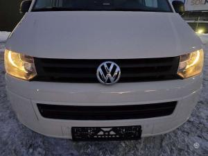 White Volkswagen Caravelle 2014 in Siauliai, with an engine capacity of 2.00 L and mileage of 190 thousand km for 11900 €, photo 13 on AUTOMOTO.COM.LV