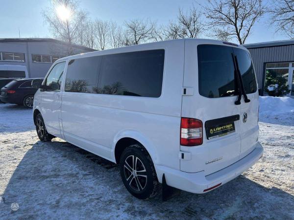 White Volkswagen Caravelle 2014 in Telschi, with an engine capacity of 1.97 L and mileage of 414 thousand km for 11900 €, photo 9 on AUTOMOTO.COM.LV
