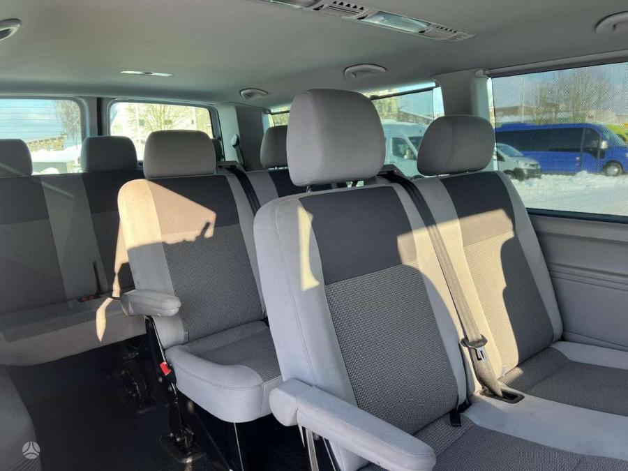 Balts Volkswagen Caravelle 2014 Telšiai, ar dzinēja tilpumu 1.97 L un nobraukumu 414 tūkst. km par 11900 €, foto 19 vietnē AUTOMOTO.COM.LV