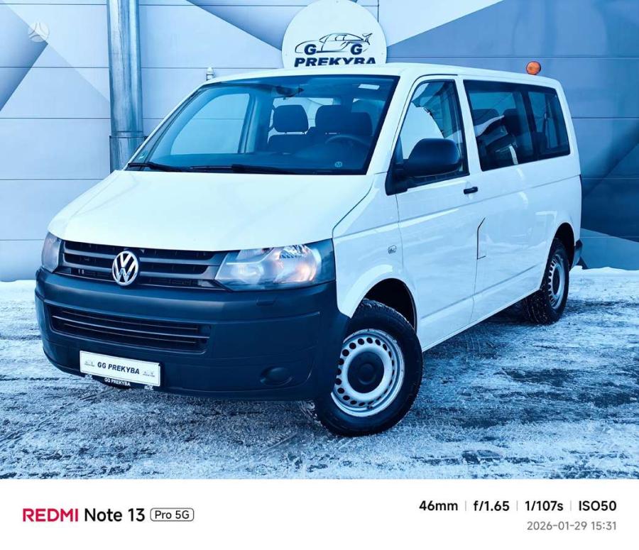 White Volkswagen Caravelle 2014 in Kaunas, with an engine capacity of 1.97 L and mileage of 244 thousand km for 10950 €, photo 4 on AUTOMOTO.COM.LV