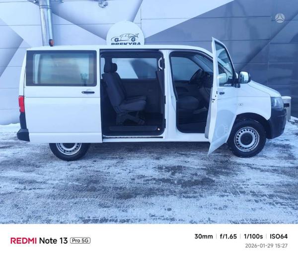 Balts Volkswagen Caravelle 2014 Kauņa, ar dzinēja tilpumu 1.97 L un nobraukumu 244 tūkst. km par 10950 €, foto 7 vietnē AUTOMOTO.COM.LV