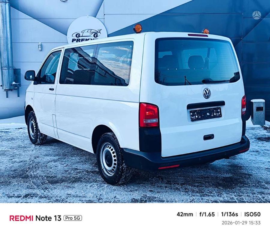 White Volkswagen Caravelle 2014 in Kaunas, with an engine capacity of 1.97 L and mileage of 244 thousand km for 10950 €, photo 9 on AUTOMOTO.COM.LV