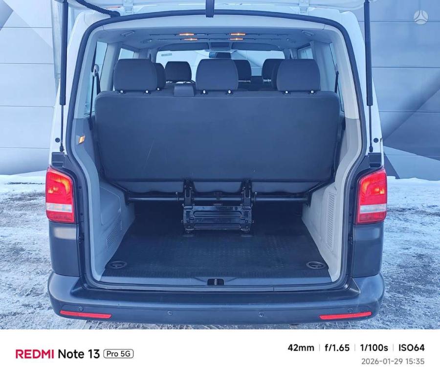 White Volkswagen Caravelle 2014 in Kaunas, with an engine capacity of 1.97 L and mileage of 244 thousand km for 10950 €, photo 12 on AUTOMOTO.COM.LV