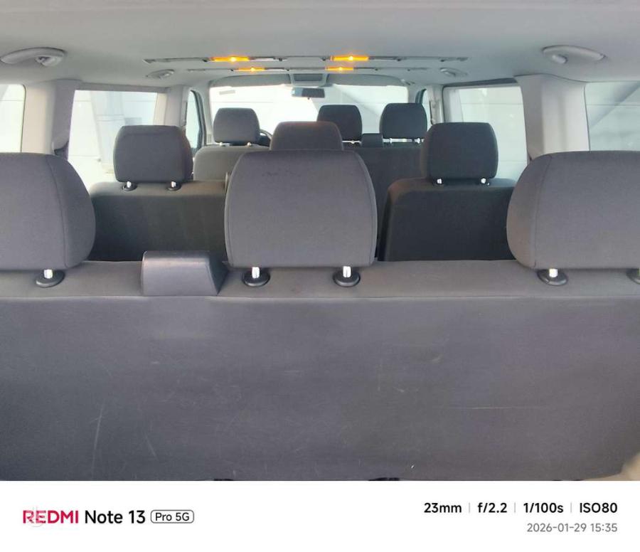 White Volkswagen Caravelle 2014 in Kaunas, with an engine capacity of 1.97 L and mileage of 244 thousand km for 10950 €, photo 13 on AUTOMOTO.COM.LV
