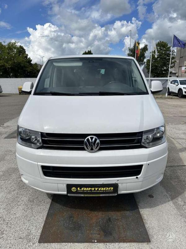White Volkswagen Caravelle 2014 in Telschi, with an engine capacity of 1.97 L and mileage of 290 thousand km for 8900 €, photo 2 on AUTOMOTO.COM.LV