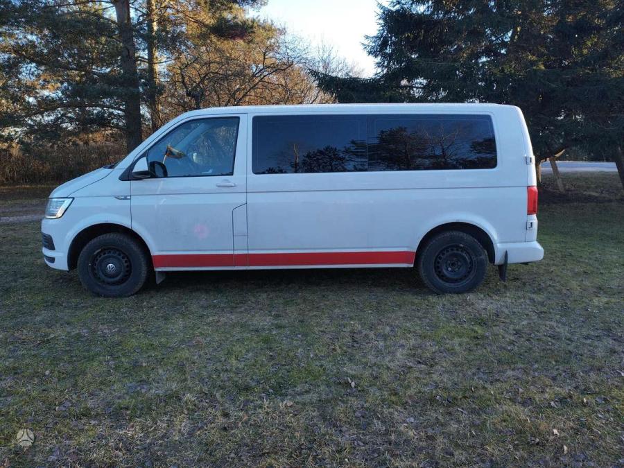 White Volkswagen Caravelle 2018 in Panevezys, with an engine capacity of 0.00 L and mileage of 228 thousand km for 14000 €, photo 4 on AUTOMOTO.COM.LV