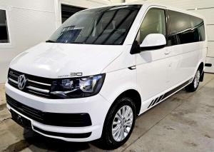 White Volkswagen Caravelle 2019 in Marijampole, with an engine capacity of 1.97 L and mileage of 238 thousand km for 21800 €, photo 1 on AUTOMOTO.COM.LV