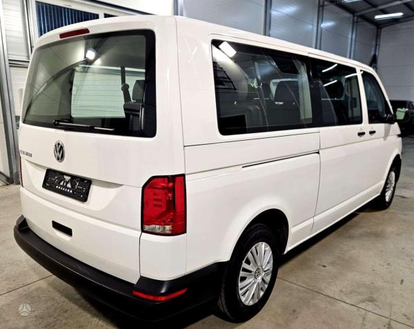 Balts Volkswagen Caravelle 2022 Marijampole, ar dzinēja tilpumu 1.97 L un nobraukumu 145 tūkst. km par 28435 €, foto 4 vietnē AUTOMOTO.COM.LV