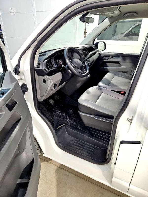 Balts Volkswagen Caravelle 2022 Marijampole, ar dzinēja tilpumu 1.97 L un nobraukumu 145 tūkst. km par 28435 €, foto 10 vietnē AUTOMOTO.COM.LV