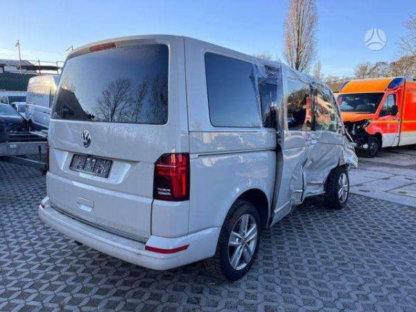 Balts Volkswagen Caravelle 2023 Panevēža, ar dzinēja tilpumu 2.00 L un nobraukumu 25 tūkst. km par 22000 €, foto 4 vietnē AUTOMOTO.COM.LV
