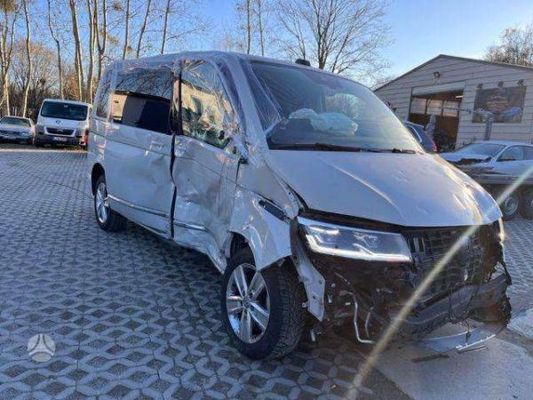 Balts Volkswagen Caravelle 2023 Panevēža, ar dzinēja tilpumu 2.00 L un nobraukumu 25 tūkst. km par 22000 €, foto 5 vietnē AUTOMOTO.COM.LV