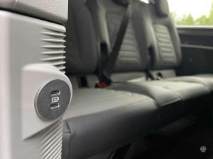 Balts Volkswagen Caravelle 2026 Viļņa, ar dzinēja tilpumu 2.00 L un nobraukumu 0 tūkst. km par 61900 €, foto 12 vietnē AUTOMOTO.COM.LV