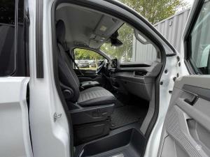 Balts Volkswagen Caravelle 2026 Viļņa, ar dzinēja tilpumu 2.00 L un nobraukumu 0 tūkst. km par 61900 €, foto 14 vietnē AUTOMOTO.COM.LV
