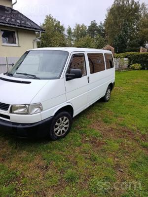 Balts Volkswagen Caravelle 2000 Rīga, ar dzinēja tilpumu 2.50 L un nobraukumu 570 tūkst. km par 2850 €, foto 4 vietnē AUTOMOTO.COM.LV