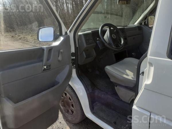 Белый Фольксваген Каравелла 2000 в Даугавпилс, объемом двигателя 2.50 л и пробегом 440 тыс. км за 4900 €, фото 6 на AUTOMOTO.COM.LV