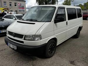 Белый Фольксваген Каравелла 2000 в Даугавпилс, объемом двигателя 2.50 л и пробегом 44 тыс. км за 4690 €, фото 4 на AUTOMOTO.COM.LV