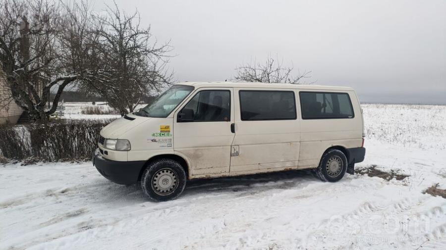 Balts Volkswagen Caravelle 2002 Alūksne, ar dzinēja tilpumu 2.80 L un nobraukumu 469 tūkst. km par 2150 €, foto 4 vietnē AUTOMOTO.COM.LV