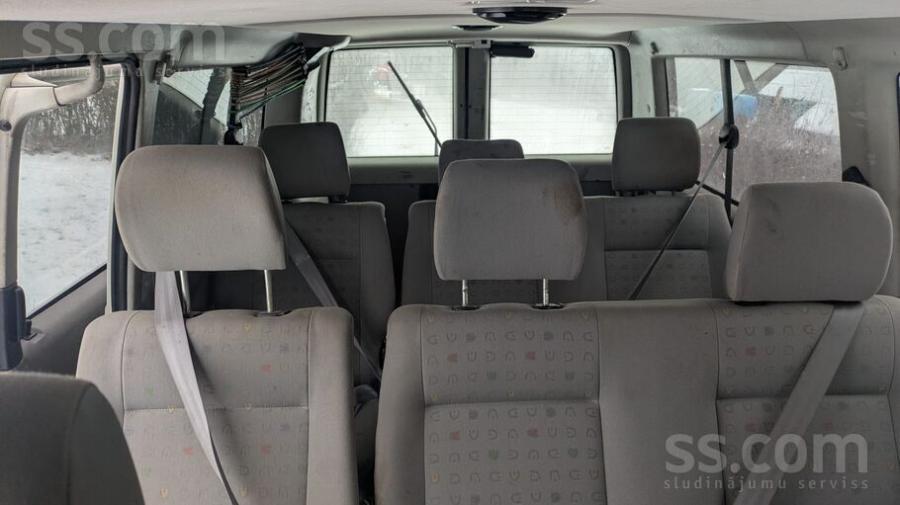 Balts Volkswagen Caravelle 2002 Alūksne, ar dzinēja tilpumu 2.80 L un nobraukumu 469 tūkst. km par 2150 €, foto 7 vietnē AUTOMOTO.COM.LV