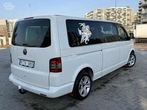 White Volkswagen Caravelle 2005 in Vilnius, with an engine capacity of 2.50 L and mileage of 340 thousand km for 4450 €, photo 3 on AUTOMOTO.COM.LV