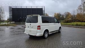 Balts Volkswagen Caravelle 2005 Cēsis, ar dzinēja tilpumu 2.40 L un nobraukumu 521 tūkst. km par 4200 €, foto 4 vietnē AUTOMOTO.COM.LV