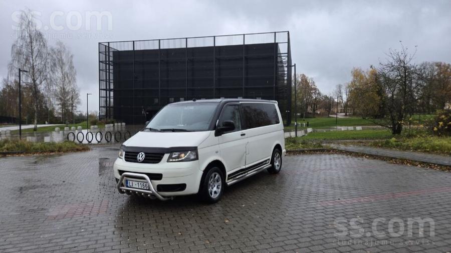 Balts Volkswagen Caravelle 2005 Cēsis, ar dzinēja tilpumu 2.40 L un nobraukumu 521 tūkst. km par 4200 €, foto 6 vietnē AUTOMOTO.COM.LV